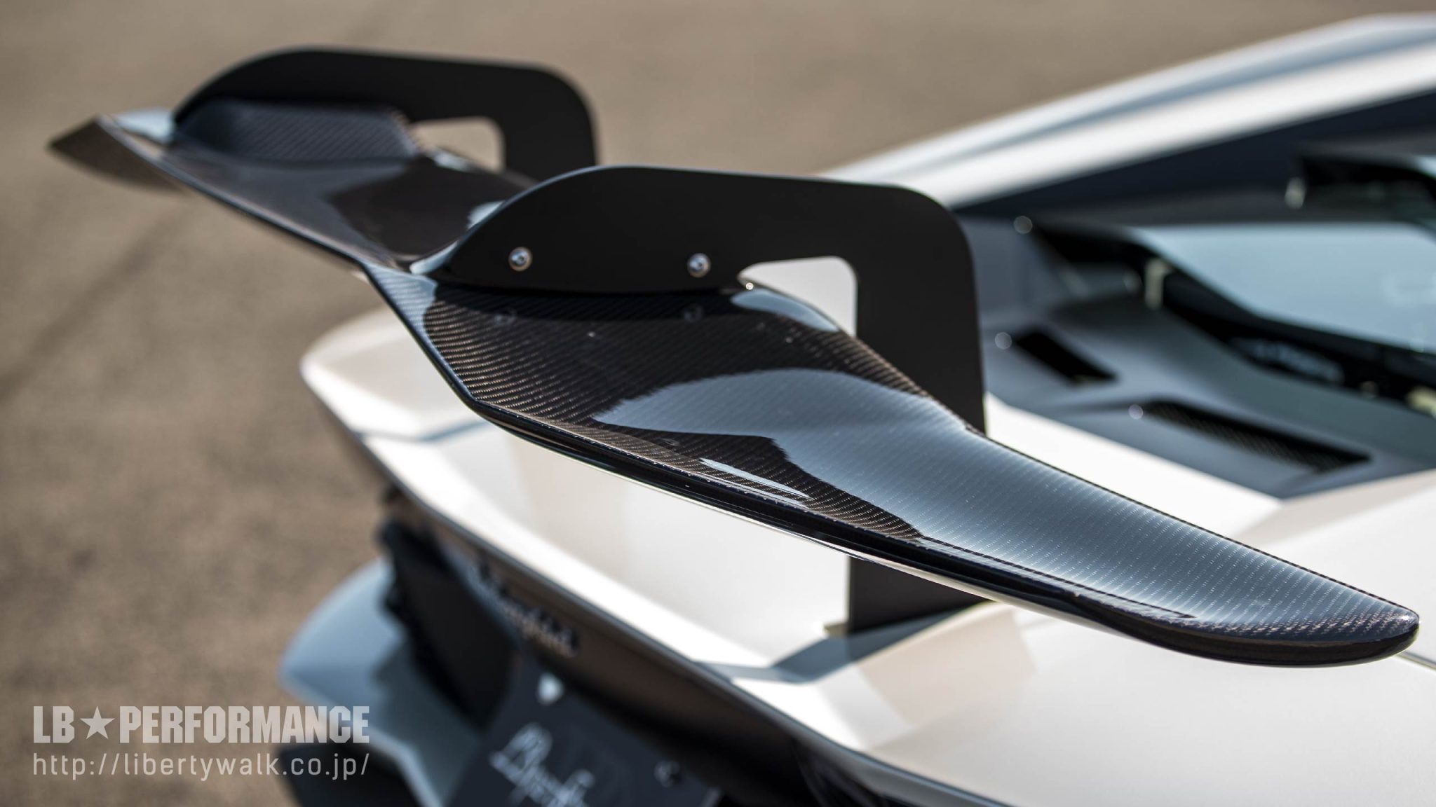 LB★performance Lamborghini Aventador S Rear Wing
