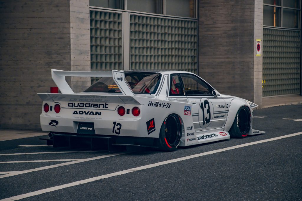 R32 – Liberty Walk Shop | Official Liberty Walk Body Kits