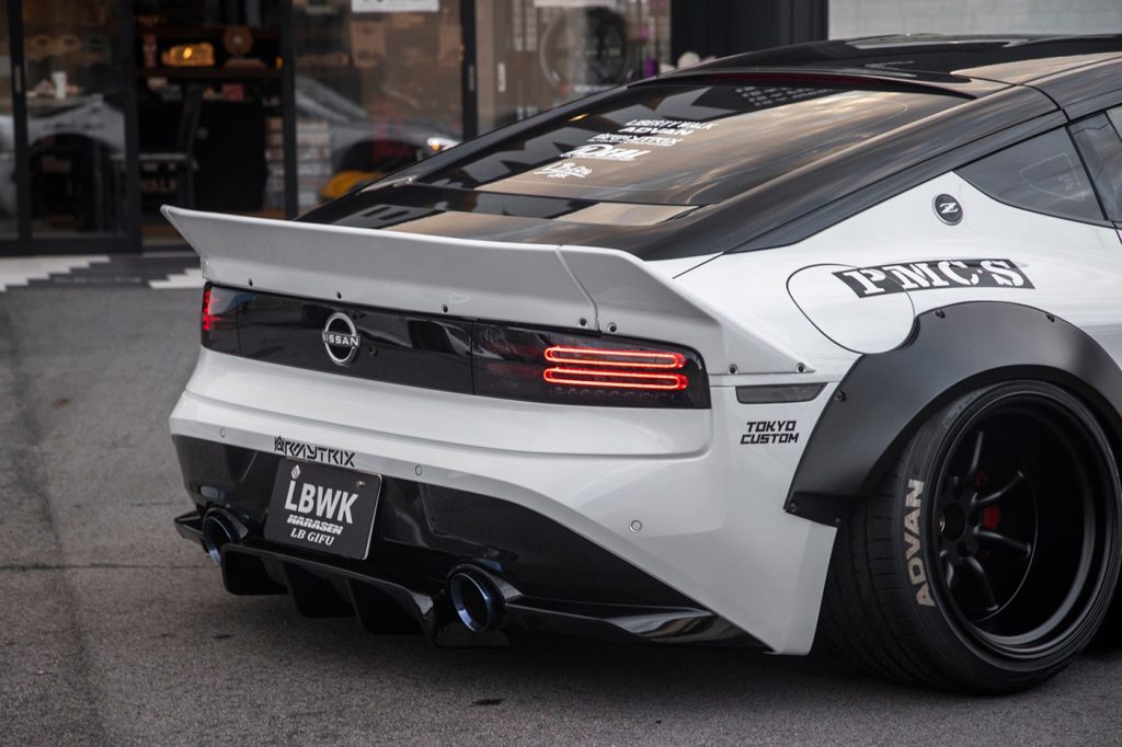 Liberty Walk | Nissan 400Z (RZ34) Rear Diffuser - Official Shop