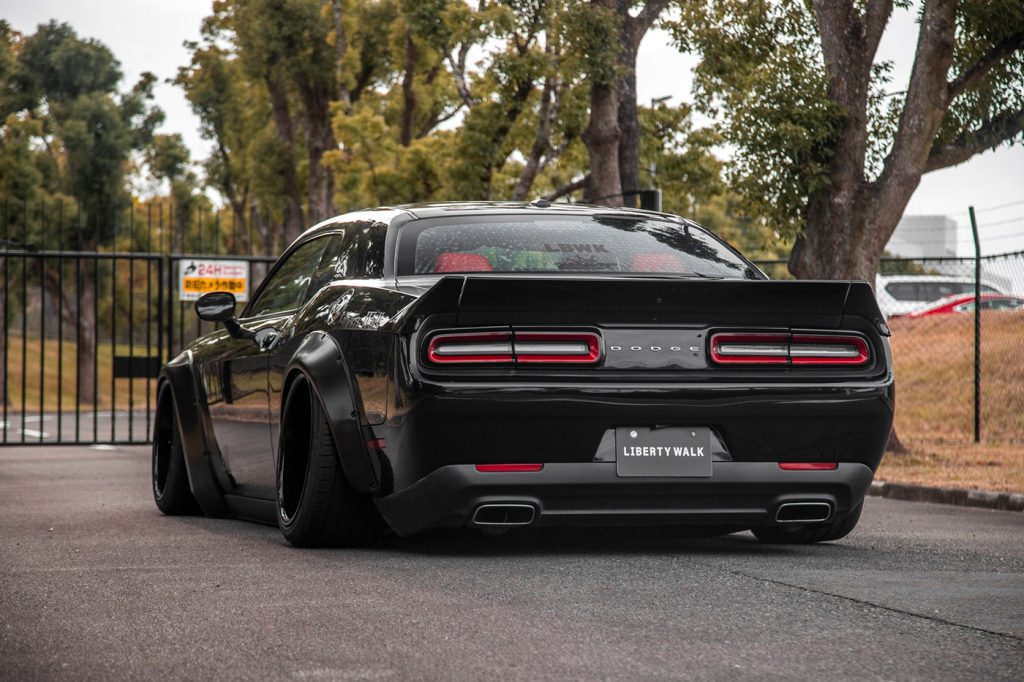 Liberty Walk Dodge Challenger Wide Body Kit | Liberty Walk Shop ...
