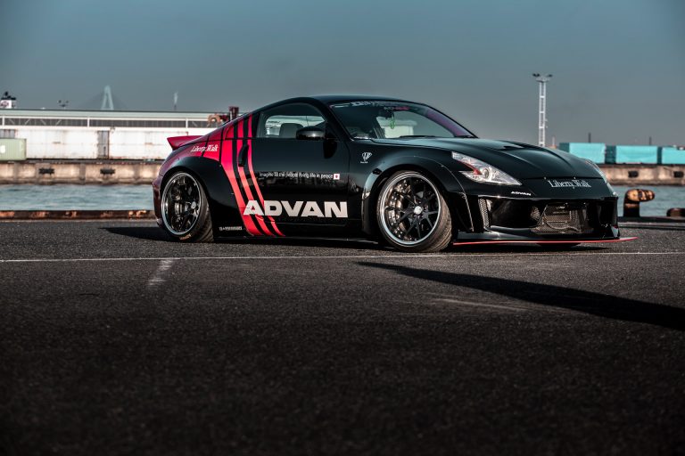 Liberty Walk Nissan 350Z Products - Official Shop