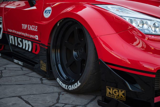 LB-Silhouette WORKS GT 35GT-RR by Liberty Walk Nissan GT-R R35 Widebody ...