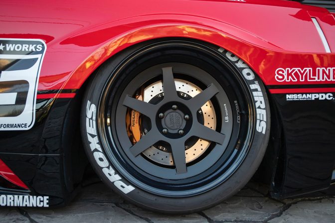 LB-Silhouette WORKS GT 35GT-RR by Liberty Walk Nissan GT-R R35 Widebody ...